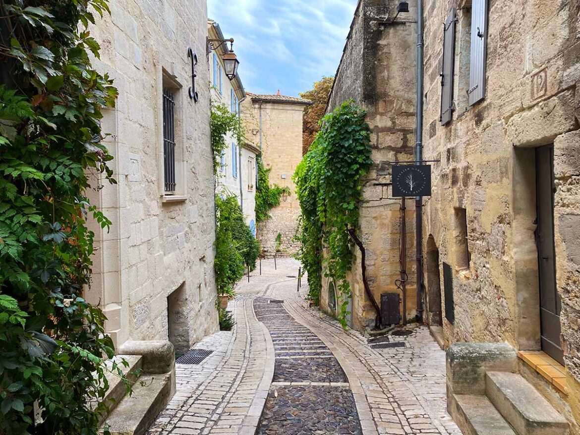 A Day Trip to Uzès, France – Immerse Yourself in Medieval History